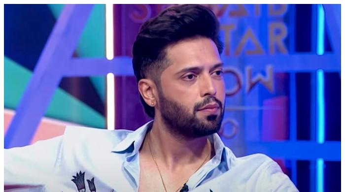 کانٹینٹ کے نام پر سب اپنی فیملی بیچ رہے ہیں، فہد مصطفیٰ کی ٹک ٹاکرز پر ...